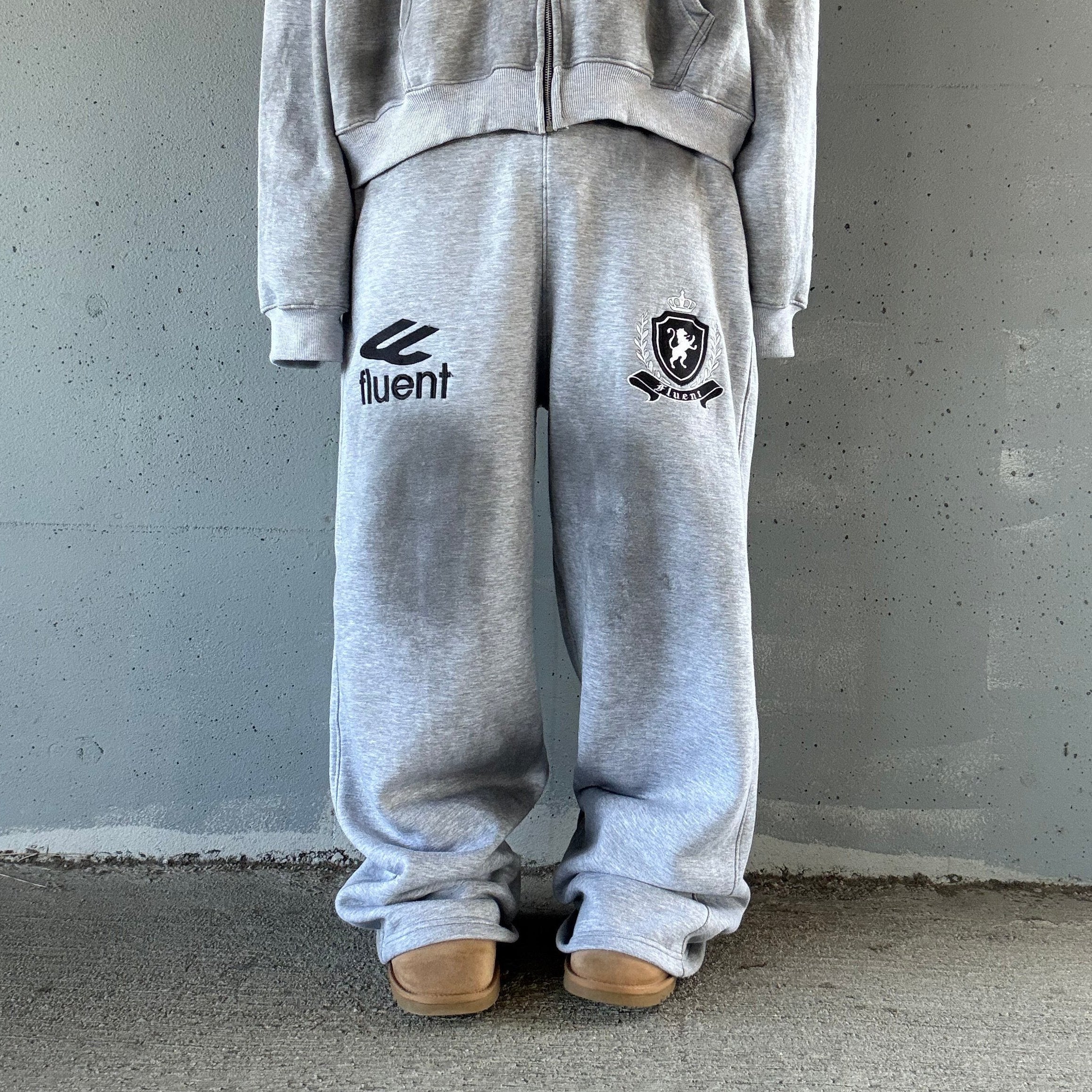 Crested Sweatpants Grey – fluent